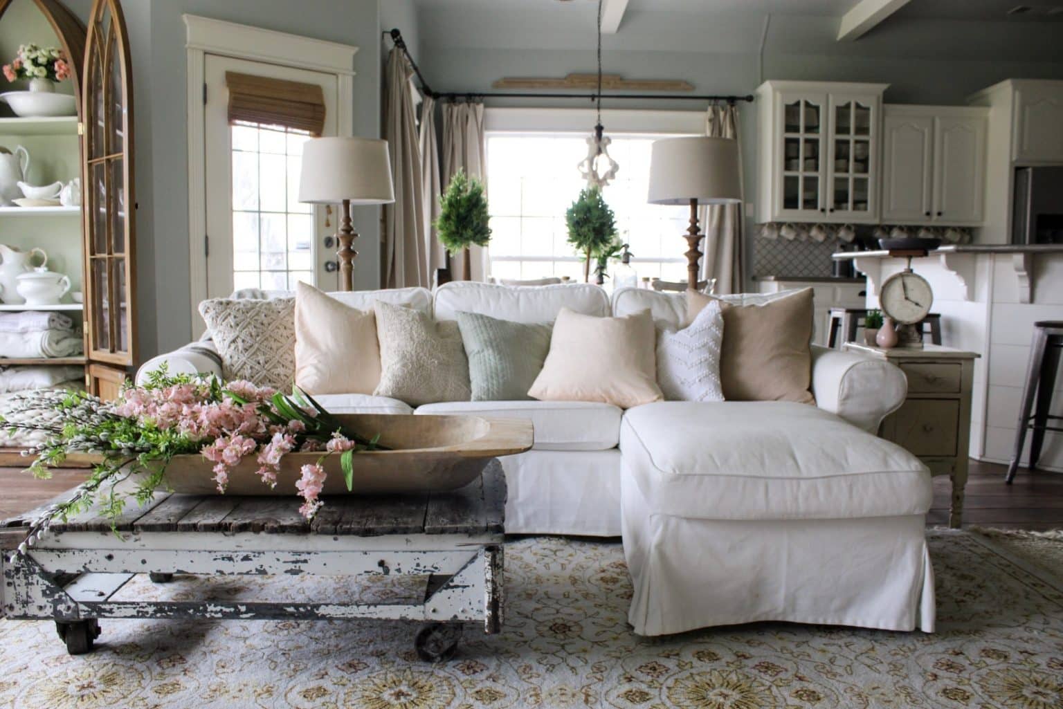 10 Amazing Floral Sofas: Transform Your Home Instantly! - A House in ...