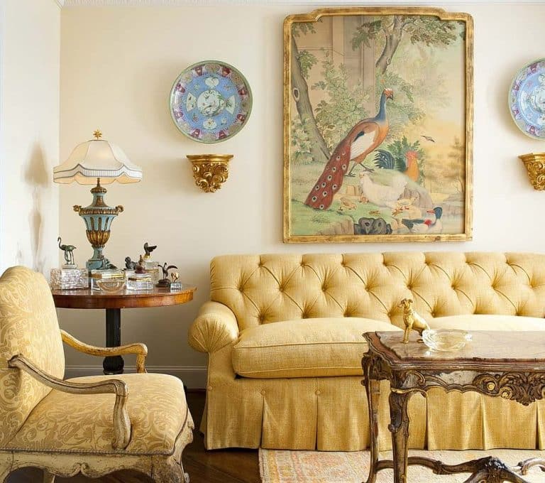 17 Amazing Traditional-Style Sofas for Your Home - A House in the Hills