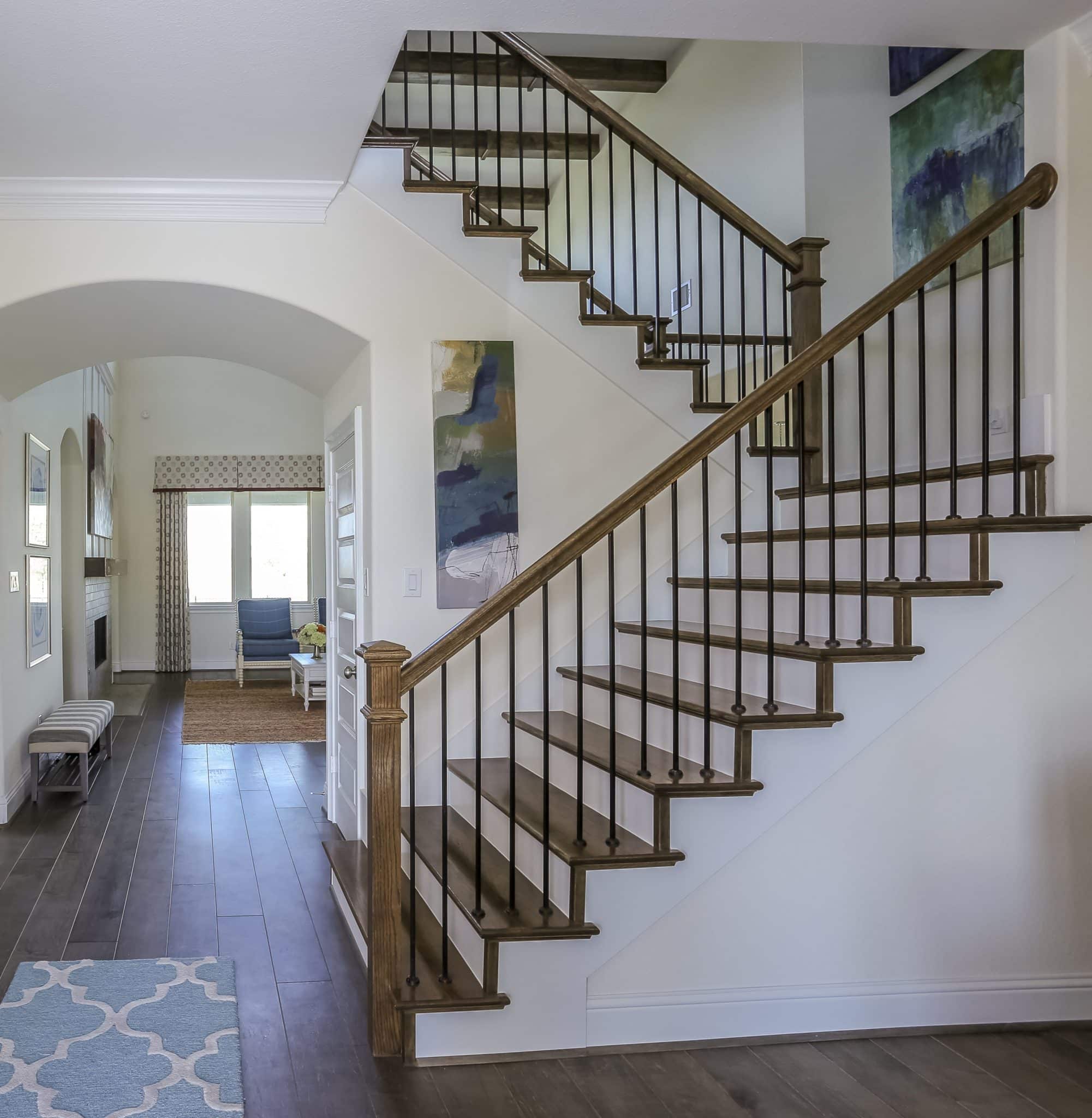 12 Types Of Staircases: Top Ways to Decorate a Stairway - A House in ...