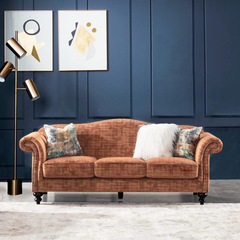 17 Amazing Traditional-Style Sofas for Your Home - A House in the Hills