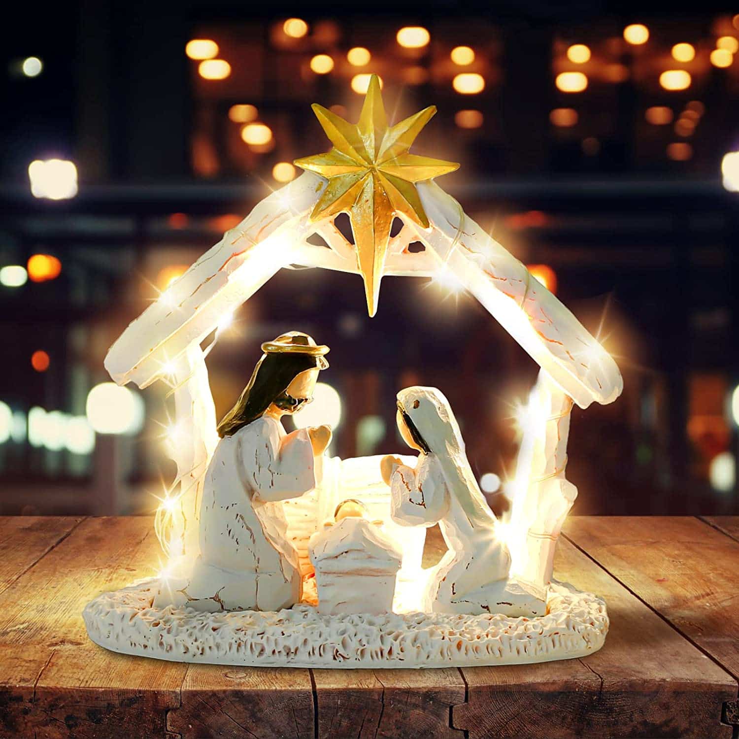 21 Essential Christmas Items to Add to Your Decorations List - A House ...