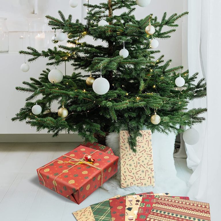 21 Essential Christmas Items to Add to Your Decorations List - A House ...
