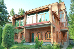 Explore Traditional Indian House Designs Across Regions