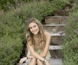 Reviewing Benjamin Moore Vintage Vogue - A House in the Hills