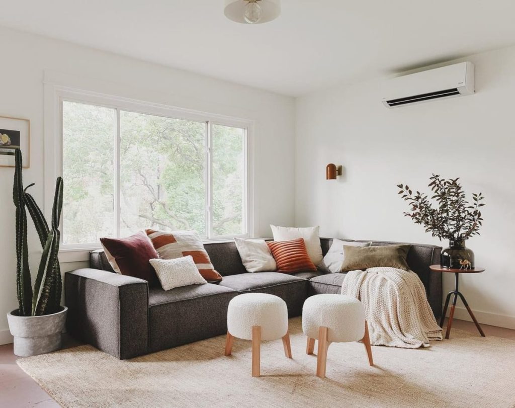 15 English Country Living Room Ideas to Win Your Heart - A House in the ...