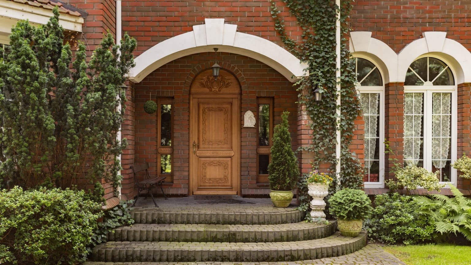 How to Decorate an Arched Doorway? - A House in the Hills