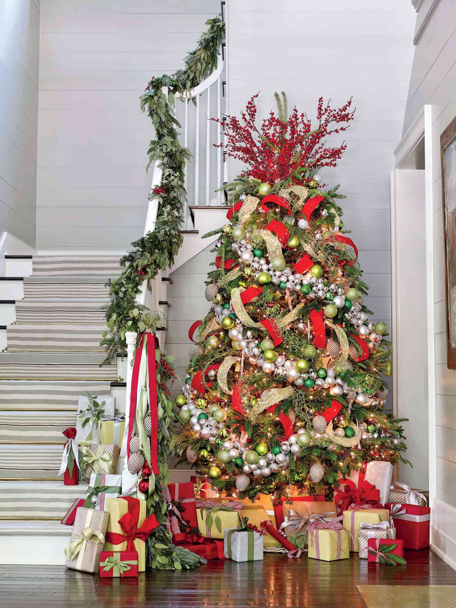 What Are the Historical Origins of The Christmas Tree? - A House in the ...