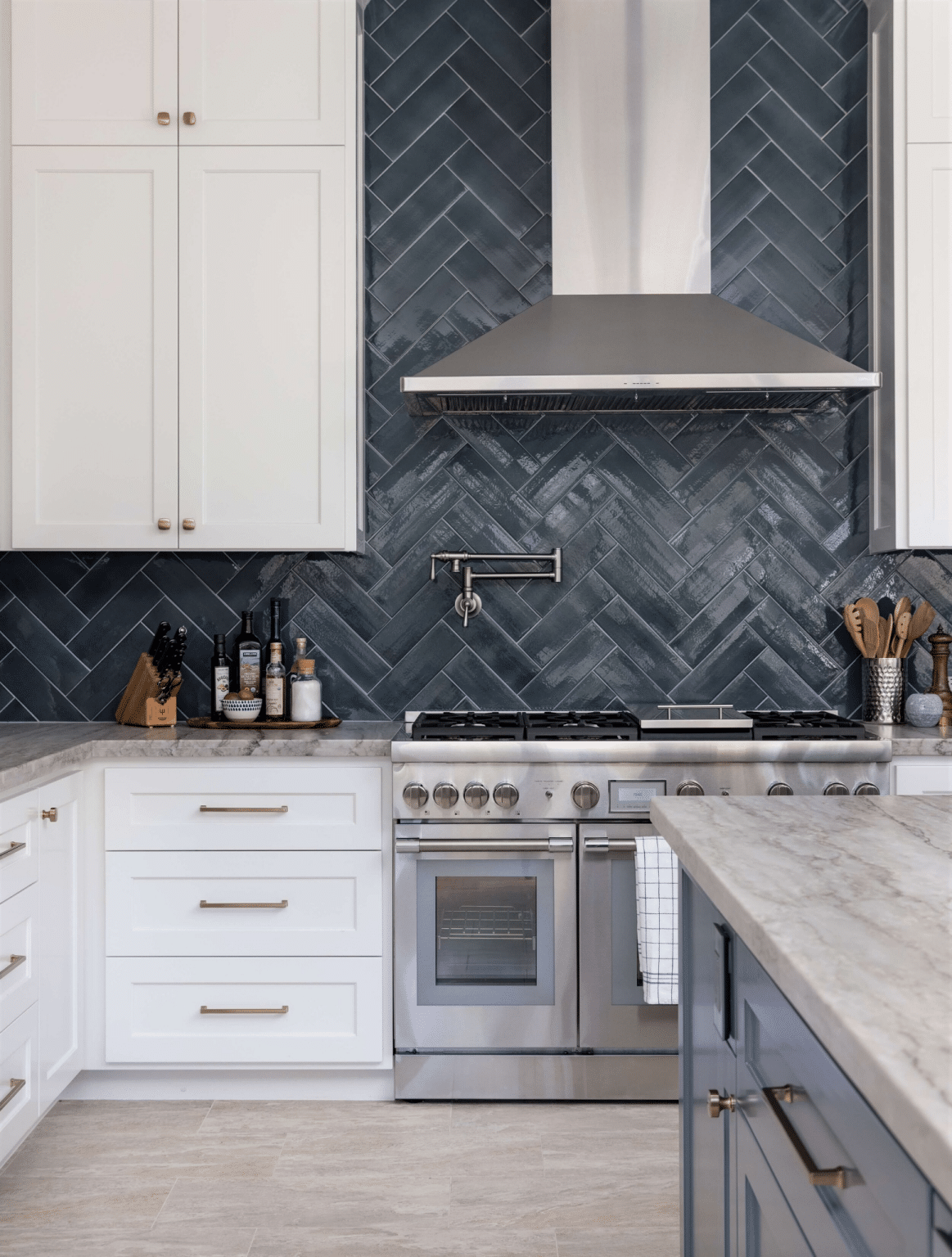 How to Match Tiles: Pro Tips To Mixed Tile Patterns