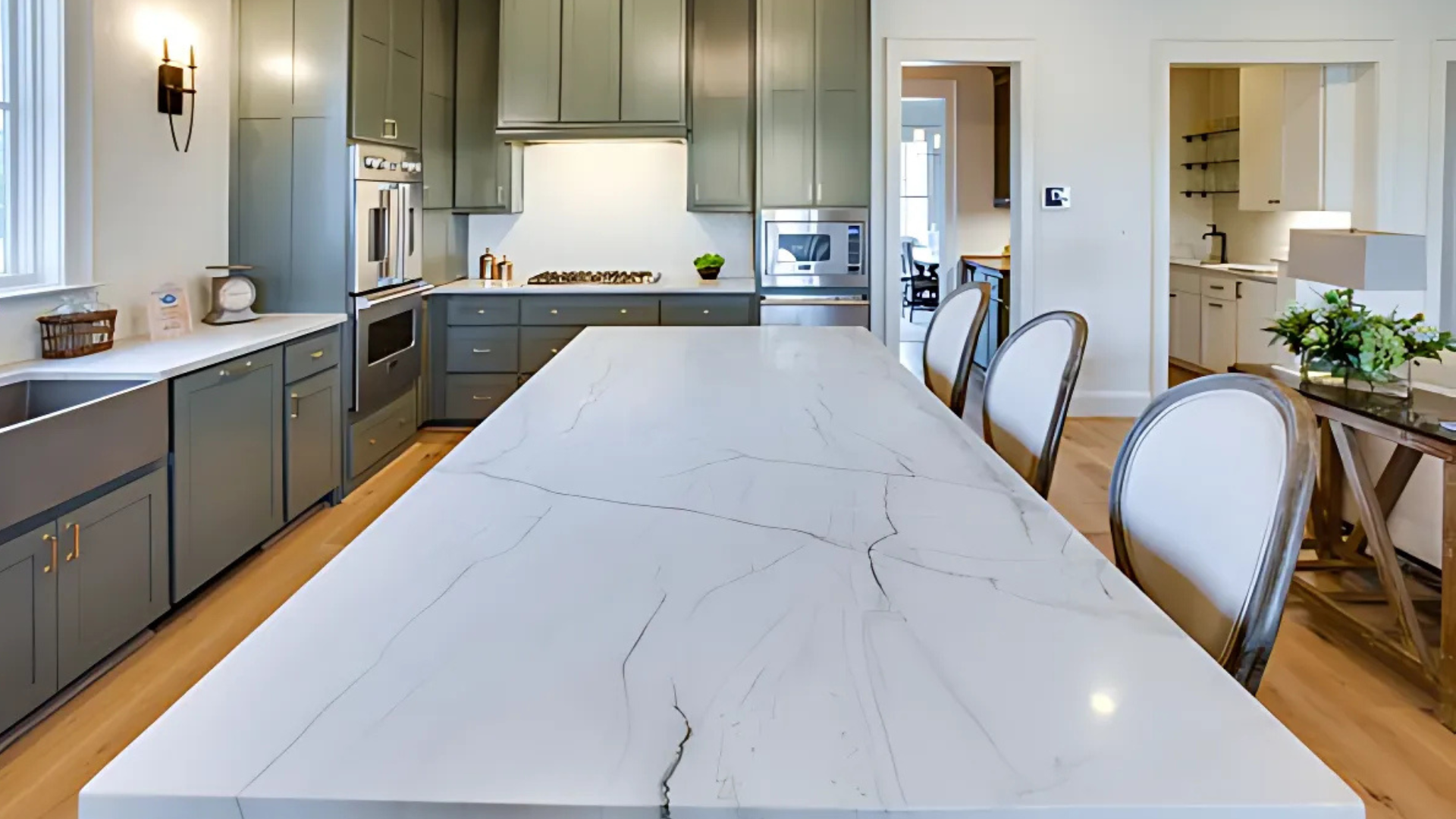 Quartz vs. Quartzite: Key Differences Explained Simply - A House in the ...