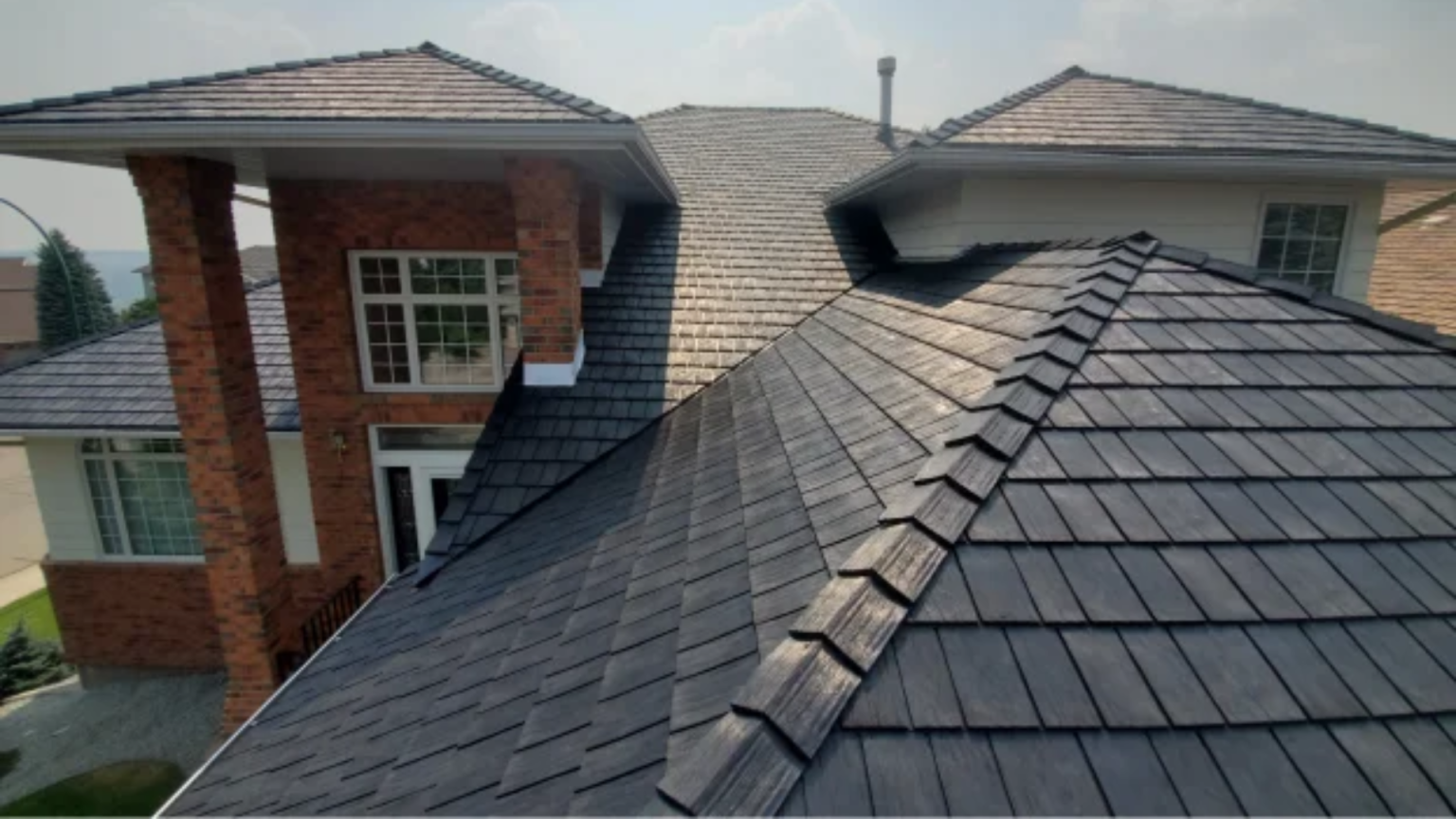 Top 22 Types of Roof Shingles: A Complete Guide - A House in the Hills