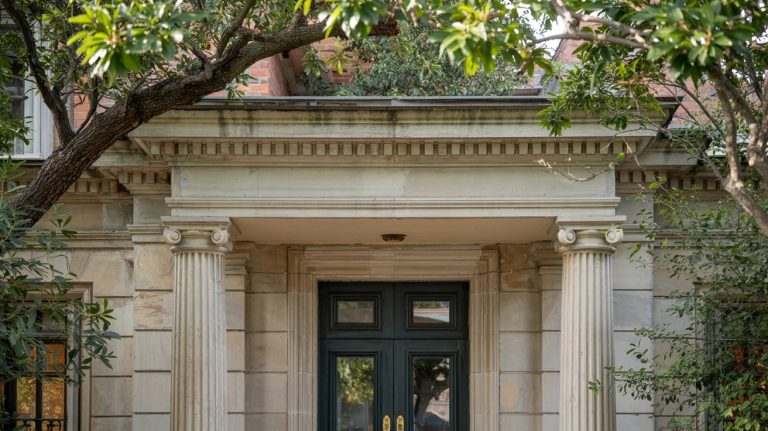 What Is a Portico? Purpose, Designs, and How It Differs From a Porch ...