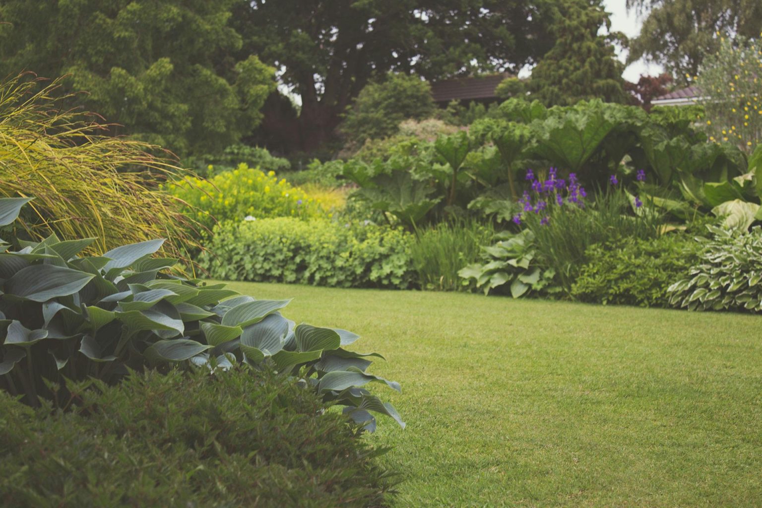 Creating Your Backyard Sanctuary: How to Style a Patio That Actually ...